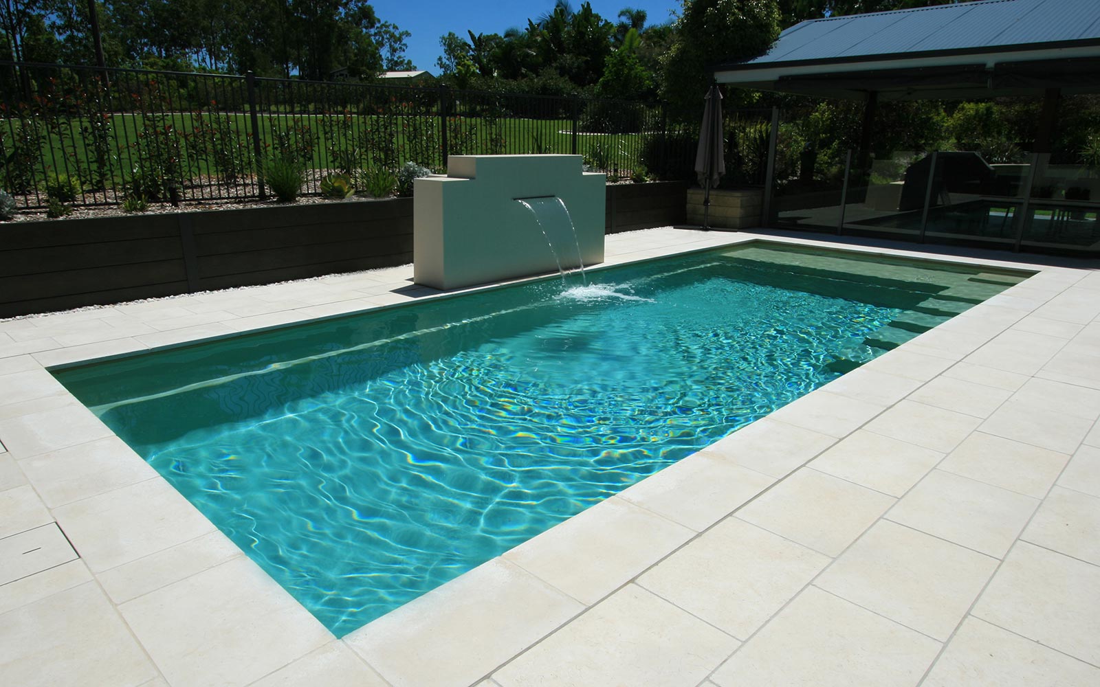 The Elite Splash Deck Wide Swim Space Leisure Pools New Zealand